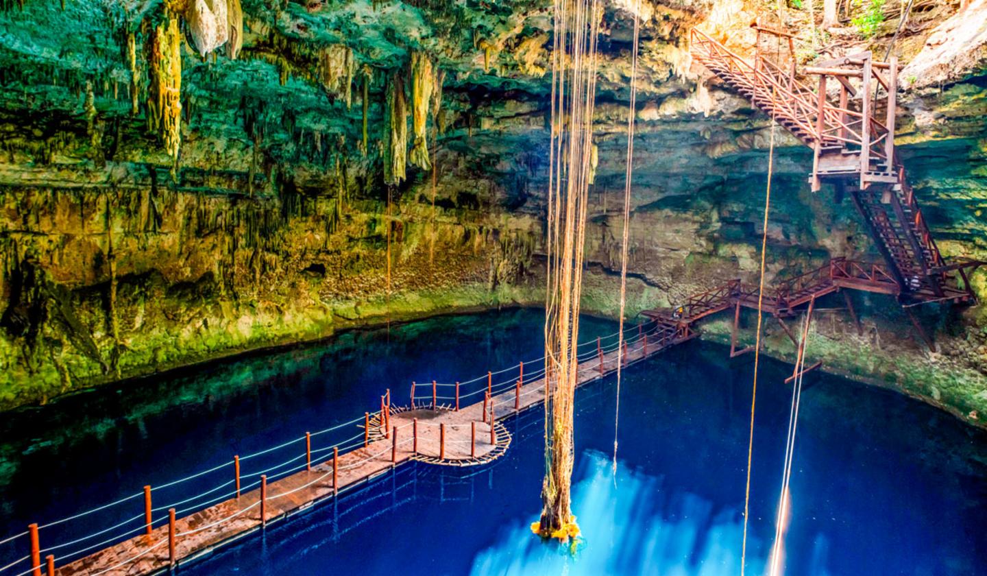 CENOTES - Tropical Elite Experiences